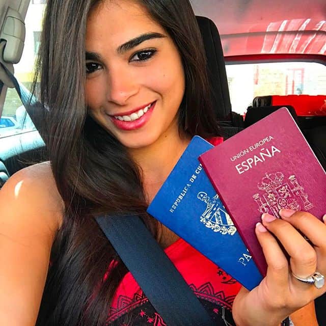Ana Karla Suarez, la bailarina que se hizo famosa en el video 'Bailando' de Enrique Iglesias y ...
