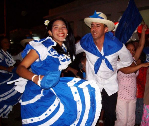 Tradiciones cubanas en Majagua: Fiesta de Rojo y Azul - Todo Cuba
