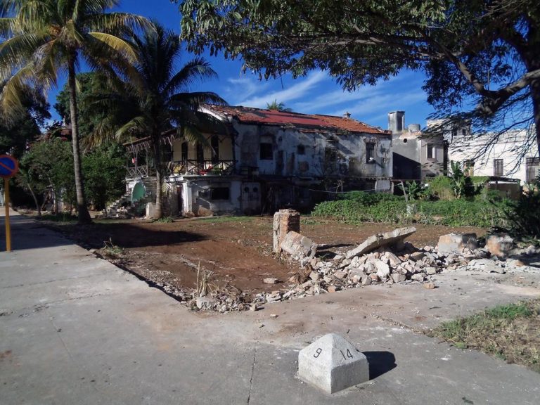 La curiosa historia de este palacete colonial en una de las avenidas ...