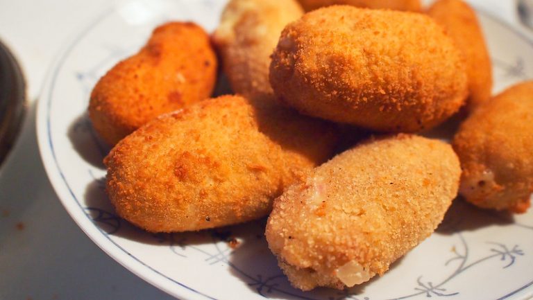 Gastronomía de Cuba: Croquetas Cubanas de Jamón ¡Deliciosas!