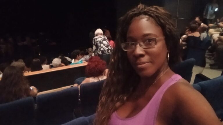 Influencer cubana: "Ser libre es ser auténtico, expresarte tal y como ...