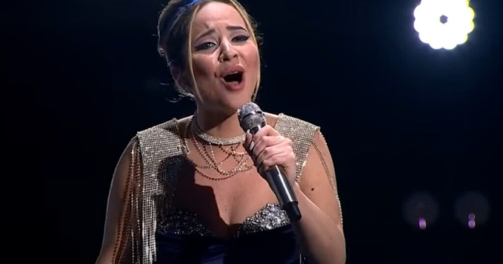 Actriz cubana Luisa María Jiménez desfila con traje de novia - Todo Cuba