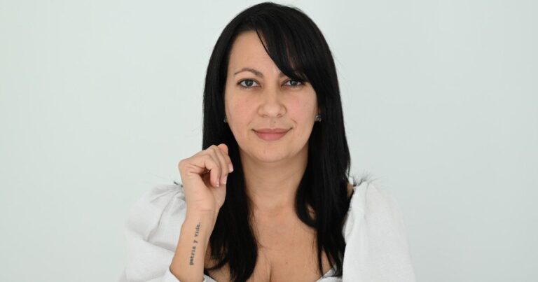 La activista Indira Gitana habla de sus careos con Alexander Otaola ...