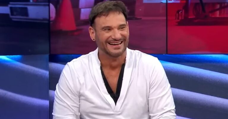 El cantante cubano Carlos Manuel aparece en la televisión de Miami ... El cantante cubano Carlos Manuel aparece en la televisión de Miami ...