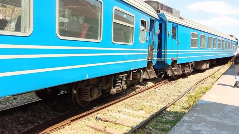 Nuevas modificaciones en los horarios y paradas de los trenes ...